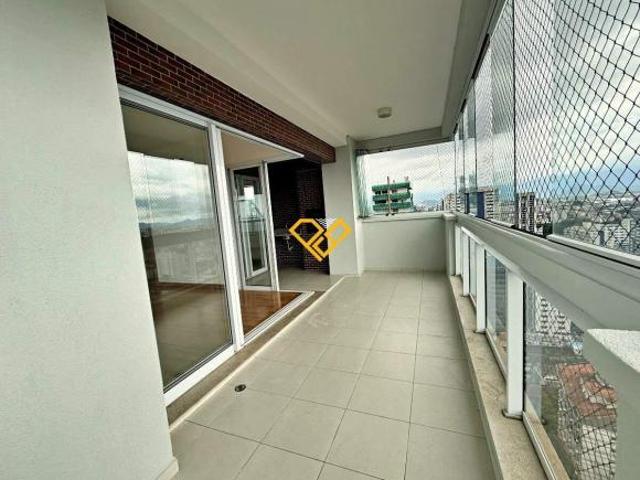Apartamento 4 Quartos a Venda em Santos Sp