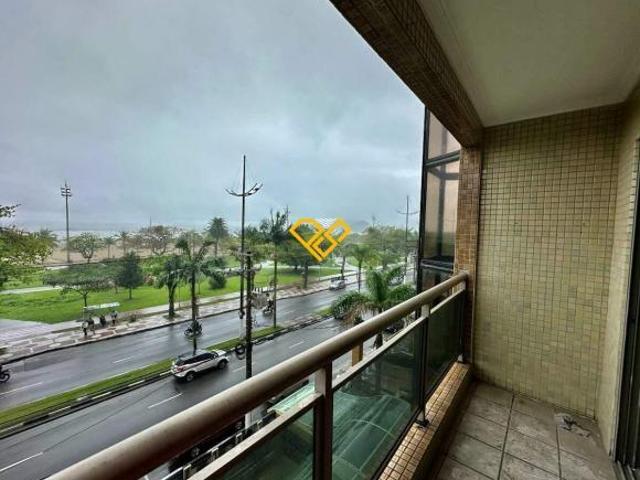 Apartamento 4 Quartos à venda em Santos Sp