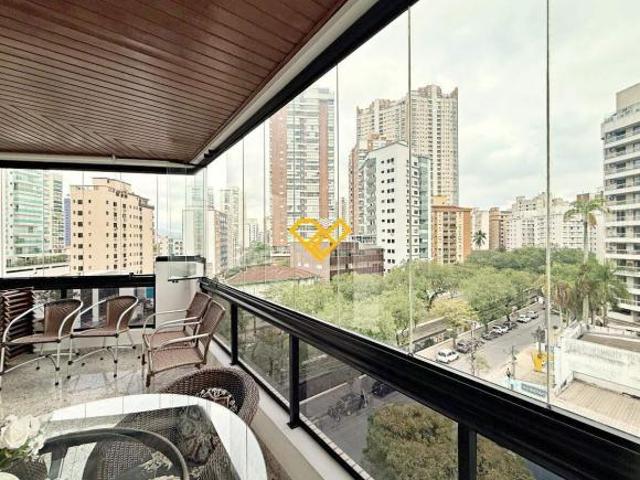 Apartamento 4 Quartos a Venda em Santos Sp