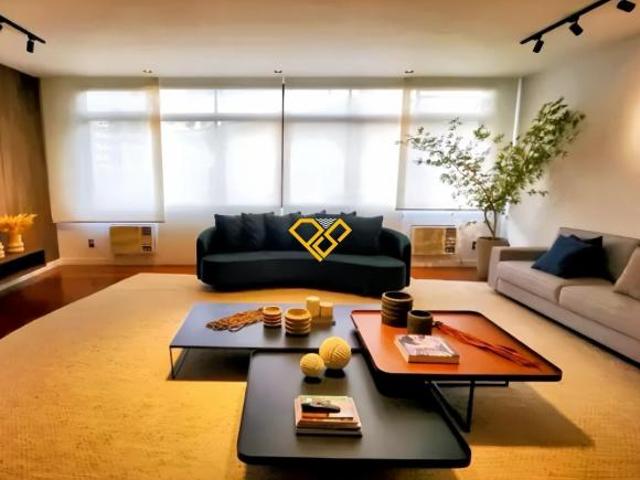 Apartamento 4 Quartos a Venda em Santos Sp