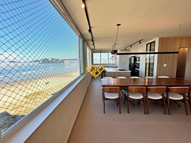 Apartamento 4 Quartos a Venda em Santos Sp