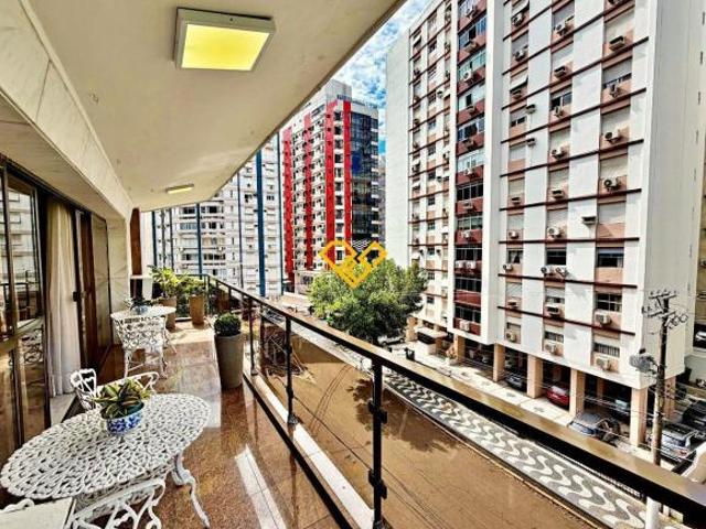 Apartamento 4 Quartos à venda em Santos Sp