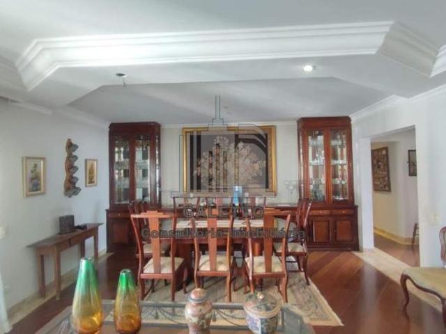 Apartamento 4 Quartos à venda no Cambuí