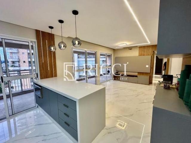 Apartamento 4 Quartos à Venda no Gonzaga | Santos SP