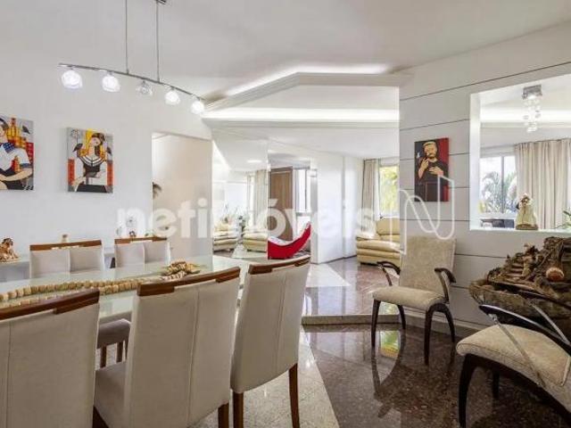 APARTAMENTO 4 QUARTOS AOS 5 OCTAGONAL POENTE