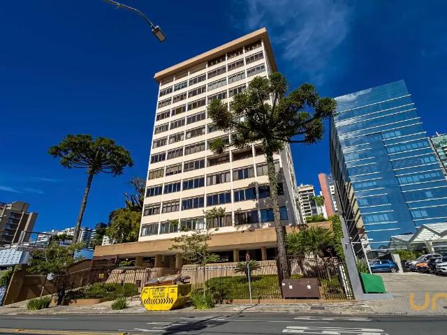 Apartamento 4 Quartos Batel 145m²