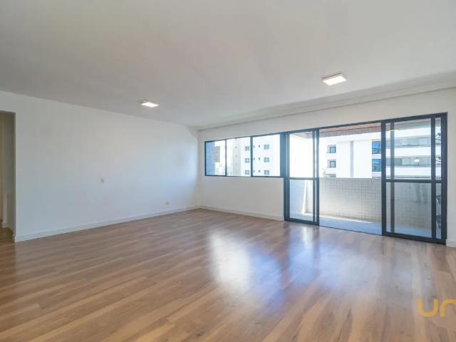 Apartamento 4 Quartos Bigorrilho 147m²