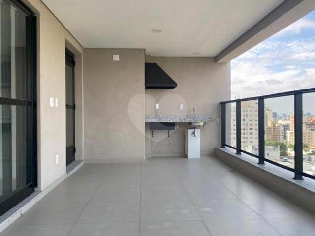 Apartamento 4 quartos duas suítes em Pinheiros