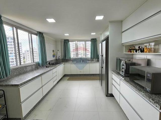 Apartamento 4 quartos e 2 suítes reformado 3 vagas a venda em Águas Claras Residencial Morada das Á