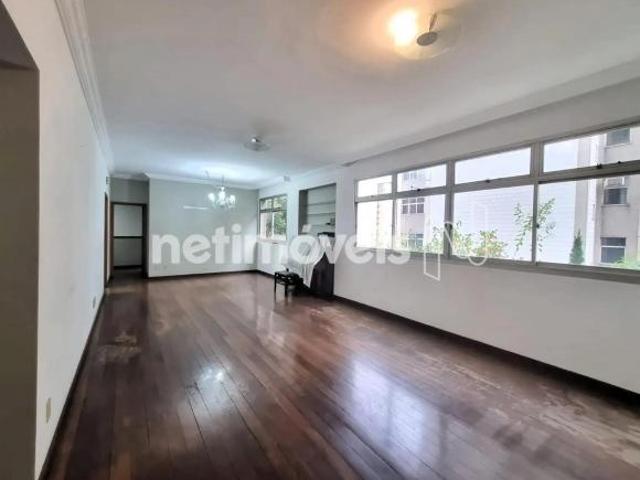Apartamento 4 quartos no Funcionários