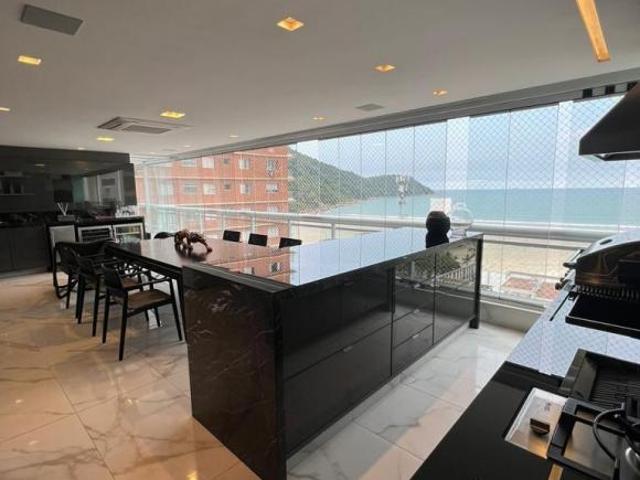 Apartamento 4 Quartos Suítes Vista Mar no Canto do Forte Alto Padrão