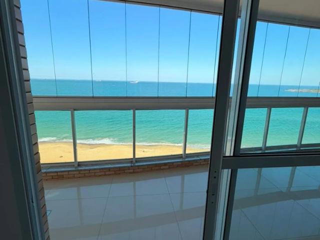 Apartamento 4 Quartos Pé na Areia com Vista para o Mar em Itaparica – Vila Velha/ES