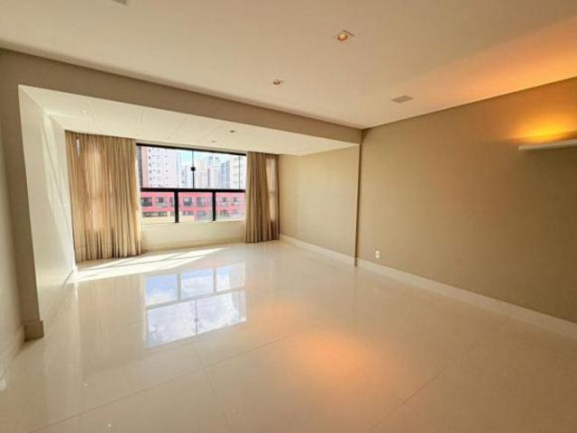 Apartamento 4 Quartos Reformado Com Closet Portal das Andorinhas Águas Claras