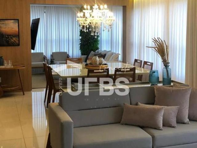 Apartamento 4 suítes, 180 metros no Setor Bueno