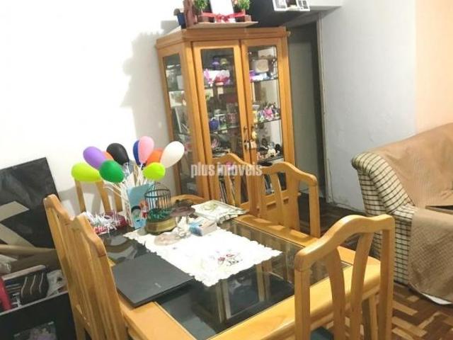 Apartamento 50 m², região da bela vista, precisa de reforma, 2 dormitórios, não tem garagem