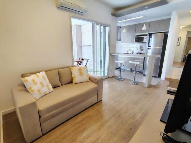 Apartamento 50m² – Frente ao Insper, 1 Vaga, Varanda Sacada, Squash