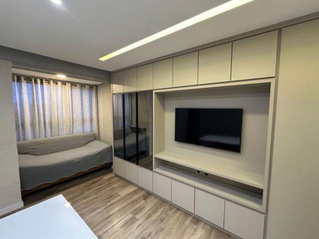 Apartamento 51m com móveis planejados no Bacacheri