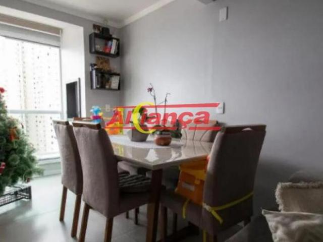 Apartamento 52 m² na Vila Augusta | Churrasqueira a carvão e vaga fixa