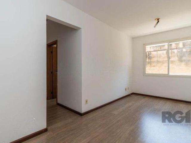 Apartamento 52m², 2 dormitórios no bairro Cidade Baixa