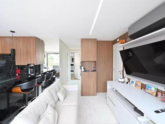 Apartamento 57m² | 2 Dorms. 1 Suíte | Varanda | 1 Vaga | Chácara Inglesa | Excelente Localização