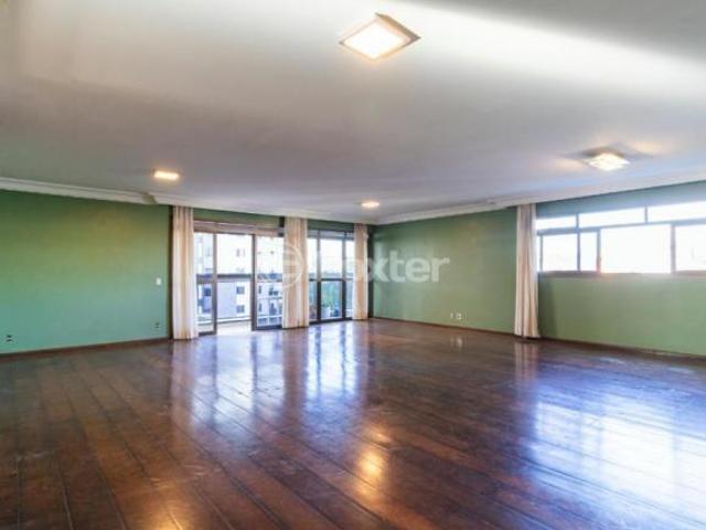 Apartamento, 5 dormitórios, 370 m², em Vila Gilda