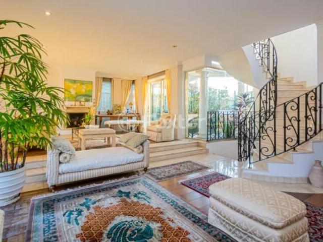 Apartamento, 5 dormitórios, 551 m², em Santa Cecília