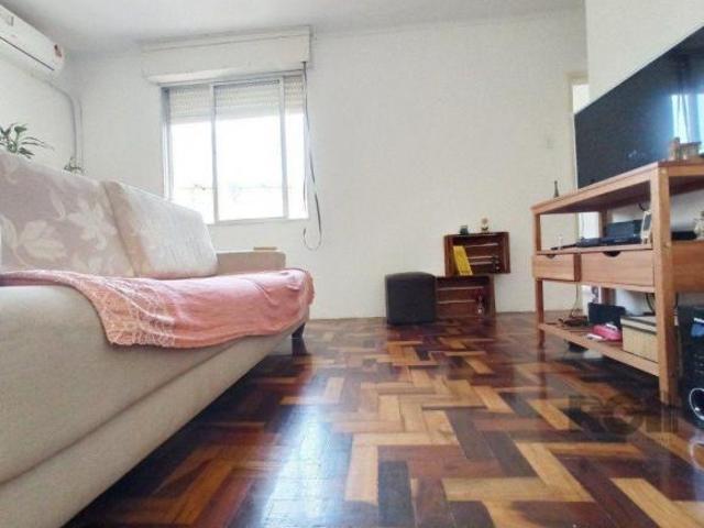 Apartamento 60m², 3 dormitórios, 1 vaga no bairro Santo Antonio