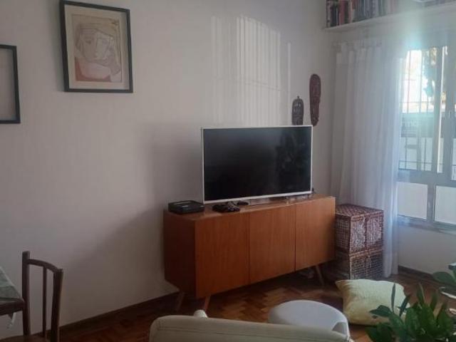Apartamento 67 m2 Com 2 Qtos, Sala varanda e 1 Vaga. Rua Fabia Lapa SP