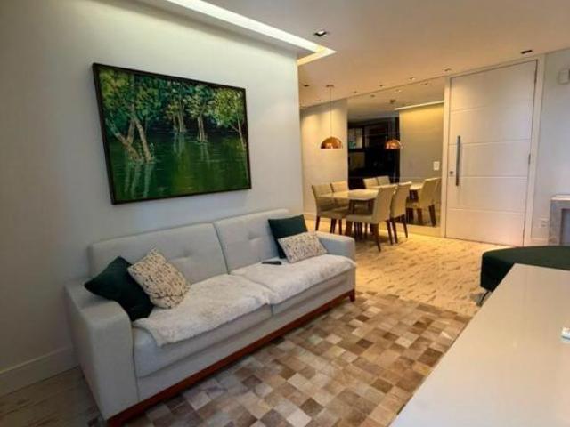 Apartamento 66m² na Asa Sul 2 Quartos Reformado