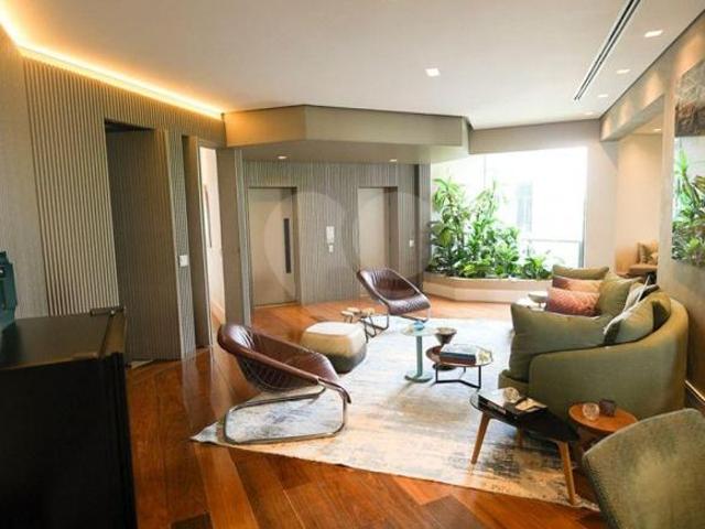 Apartamento 675M² com 5 suítes e 5 vagas para VENDA e LOCAÇÃO na Vila Nova Conceição