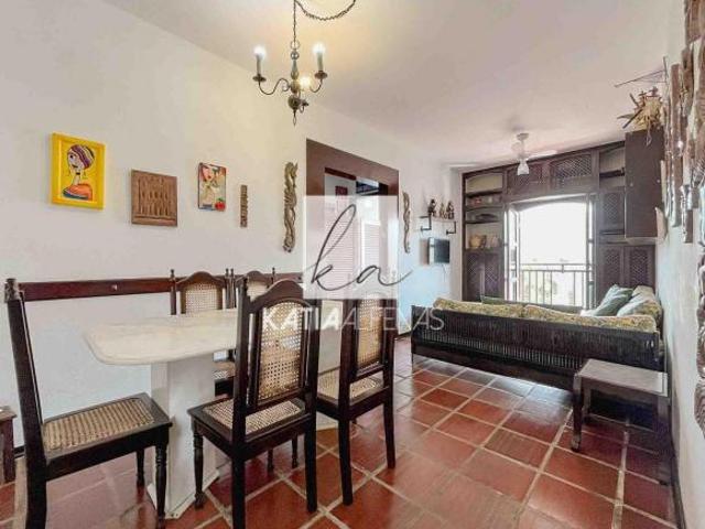Apartamento espaçoso em bairro tranquilo