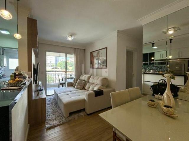 Apartamento 68m², 2 dormitórios sendo 1 suíte e 1 vaga de garagem