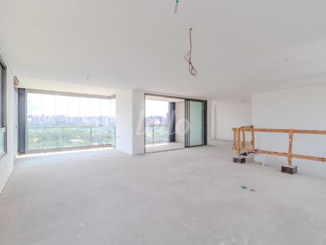 Apartamento 6 quartos à venda no a Moema