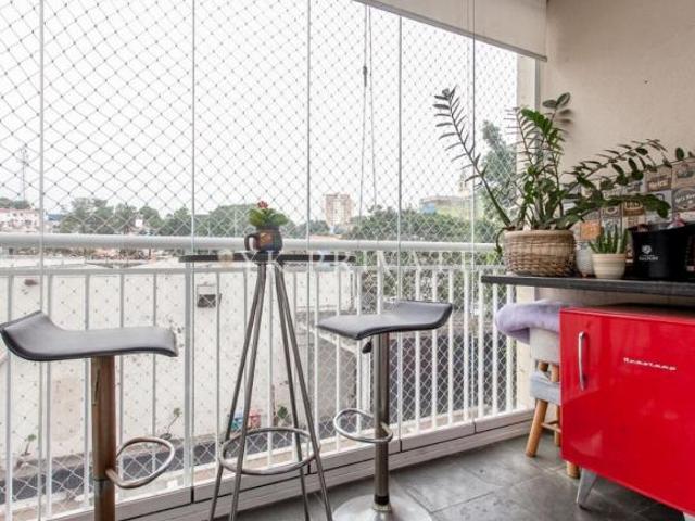 Apartamento / 70m² / 3 dormitórios / 1 suíte / 1 vaga de garagem / Condomínio Matriz / Freguêsia