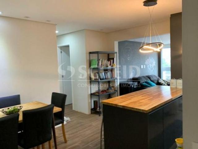 Apartamento 70m², 2 dormitórios, 1 suíte e 2 vagas à venda no Campo Belo
