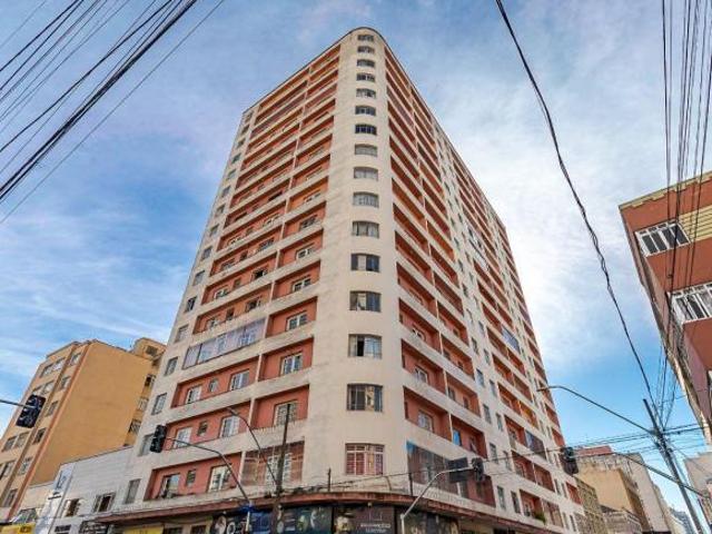 Apartamento 70m², 2 quartos, 1 banheiro. Centro Curitiba PR