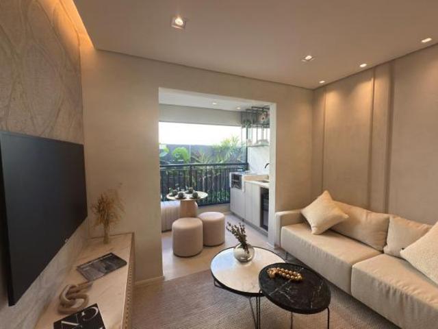 Apartamento 71m²/ varanda grill/ 3 dorms sendo 1 suíte/ excelênte localização