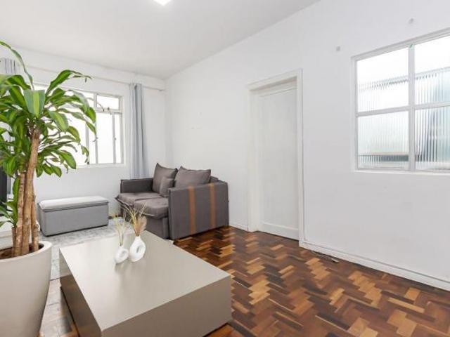 Apartamento 72m², 3 quartos. Bairro Centro Curitiba, Paraná