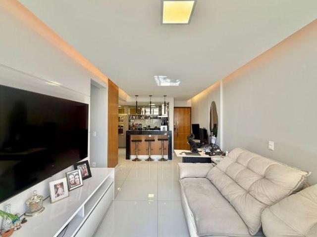 Apartamento 77m2 | 2 Quartos | Andar alto | Vista livre | Reformado