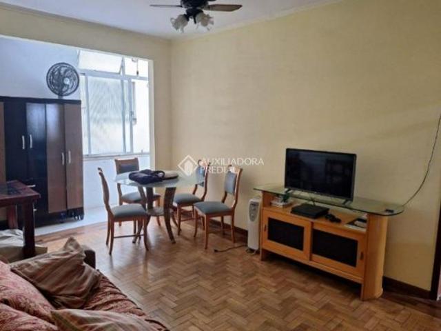 APARTAMENTO 77m², 2 QUARTOS ENTRE O BOM FIM E FLORESTA