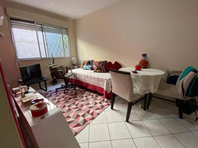 Apartamento 74m², 3 dormitórios no Cristal