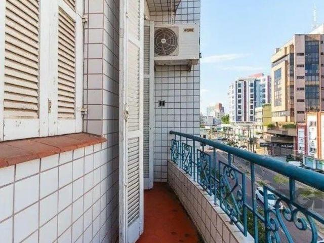 Apartamento 74m², 2 dormitórios no bairro São João