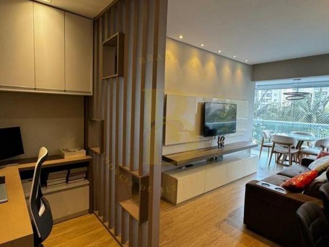 Apartamento 74m², 2 quartos, 1 suíte e 2 vagas à venda na Aclimação