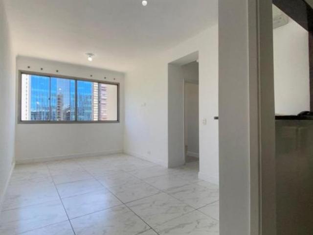 Apartamento 75 m², 2 quartos sento 1 suíte, 2 vagas, Campo Belo, fora de rota