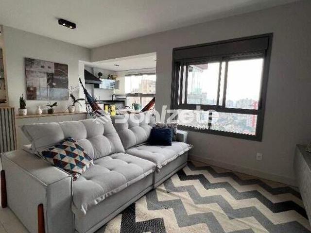 Apartamento 76 m² com 2 suítes, 2 vagas e varanda gourmet em Vila Gilda, Santo André