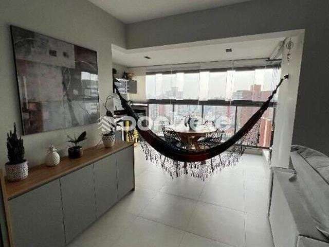 Apartamento 76 m² com 2 suítes, 2 vagas e varanda gourmet em Vila Gilda, Santo André