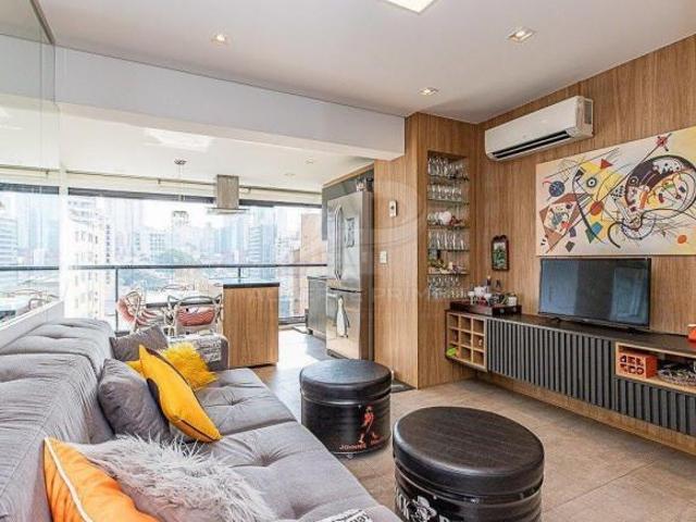 Apartamento 78m² | 3 dormitórios 1 suíte | Reformado | Varanda | Próx. Parque da Aclimação