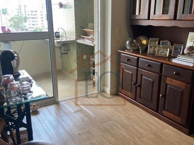 Apartamento 78m² com suíte, sacada gourmet e 2 vagas