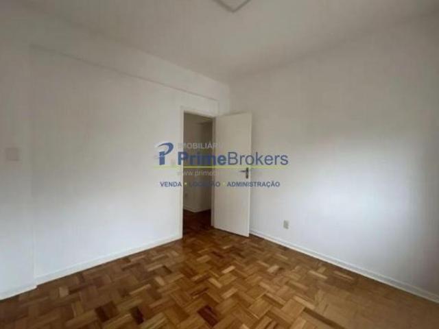 Apartamento, 83m² 3 Dormitórios, sem vaga, bem iluminado com depósito Perdizes