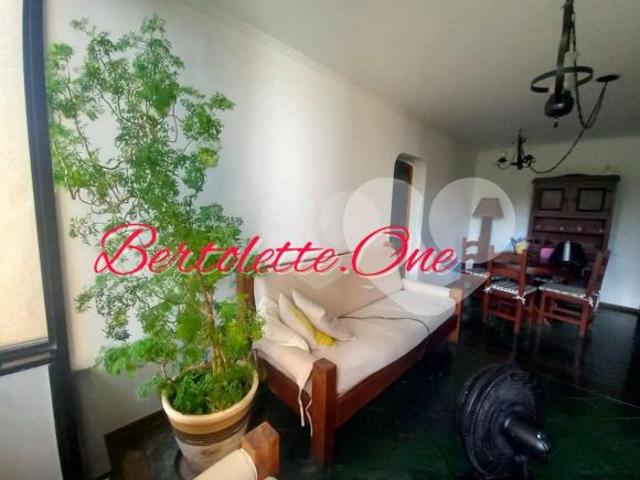 Apartamento · 80m² · 3 quartos · 1 suite · 3 banheiros · 1 sala · 1 vaga